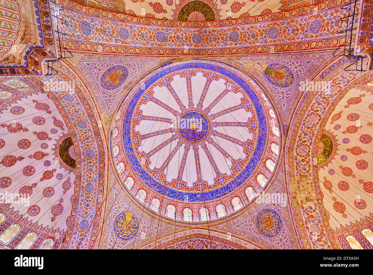 Blue mosque painting hi-res stock photography and images - Alamy