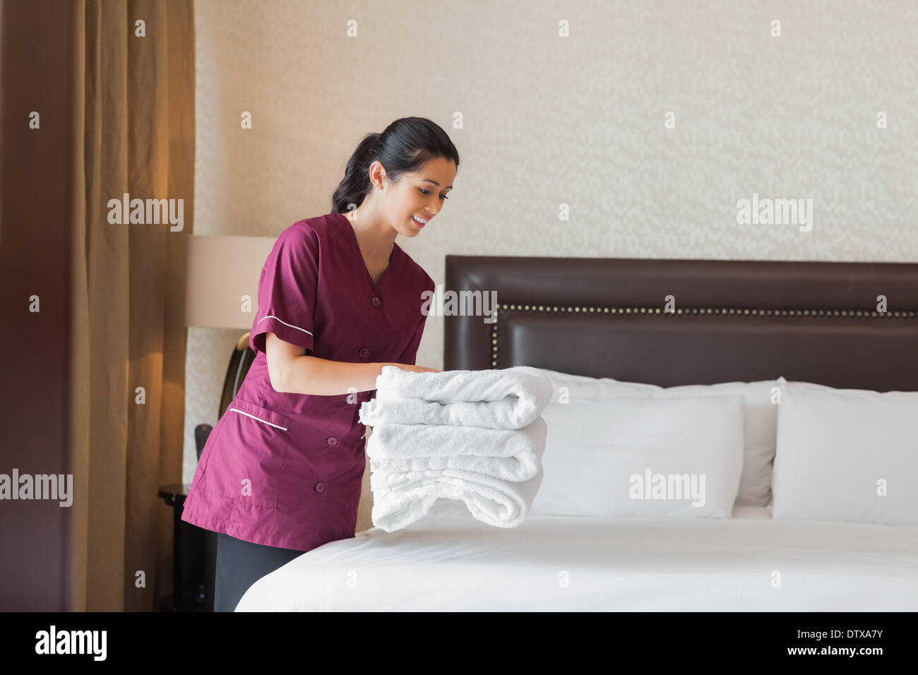 Hotel maid hi-res stock photography and images - Alamy