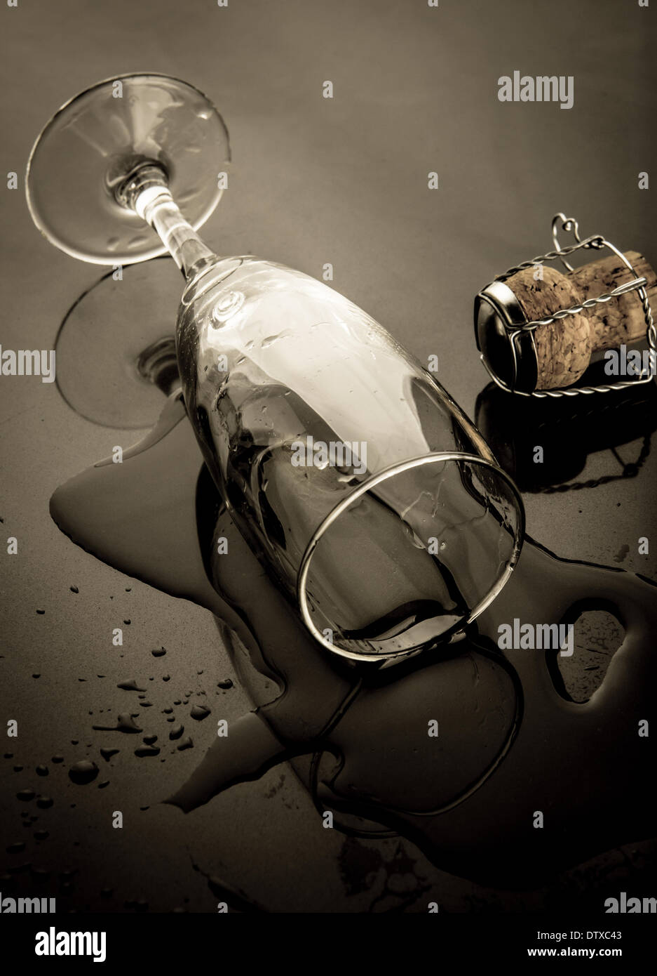 Knocked over glass hi-res stock photography and images - Alamy