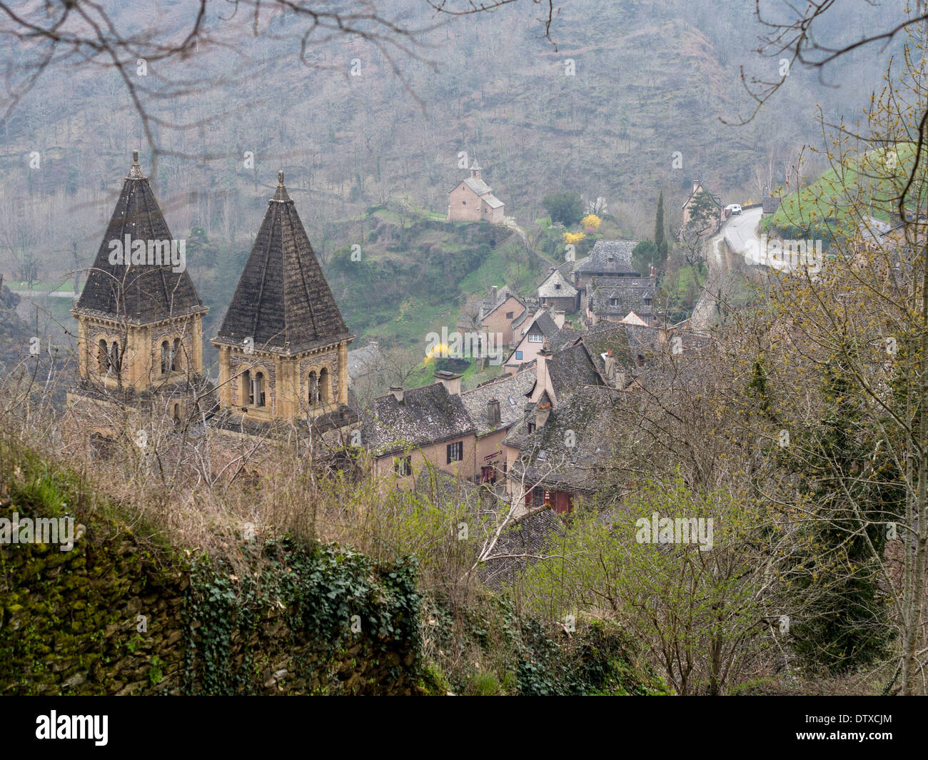 Conques village hi-res stock photography and images - Alamy