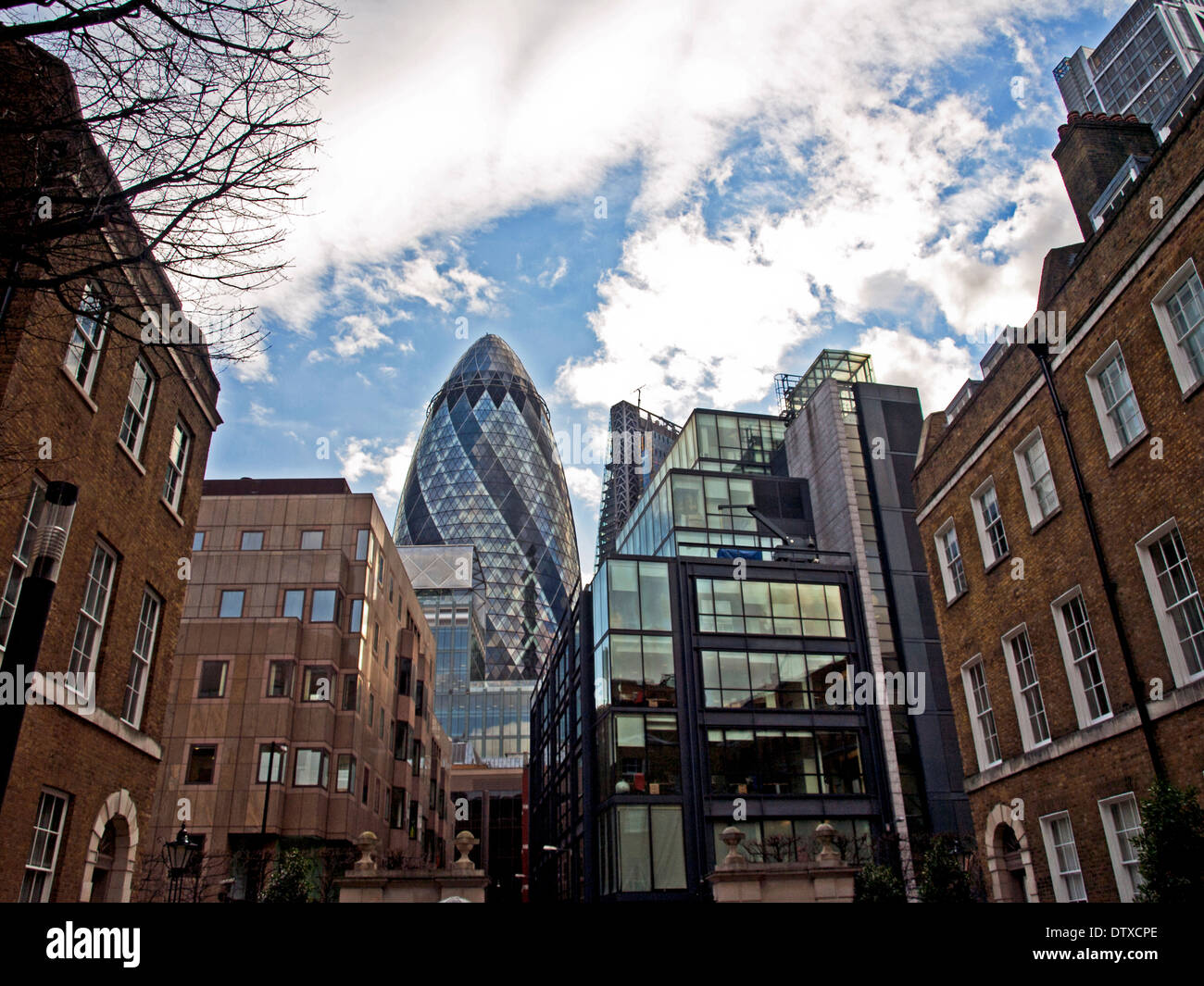 Swiss gerkin in city london hi-res stock photography and images - Alamy