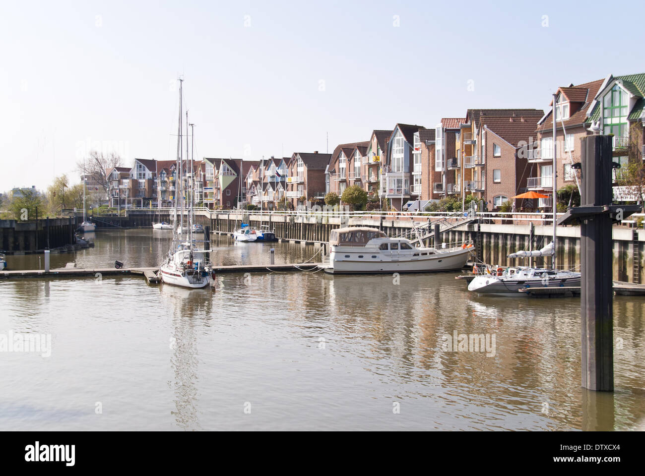 Cuxhaven schiffe hi-res stock photography and images - Alamy