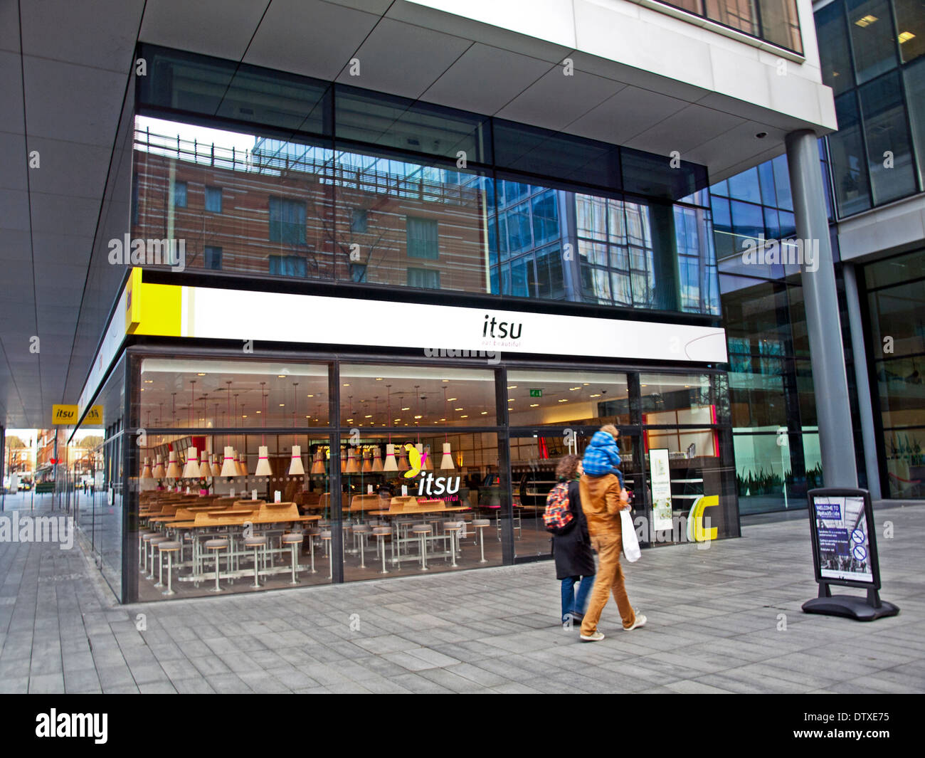 Itsu hi-res stock photography and images - Alamy