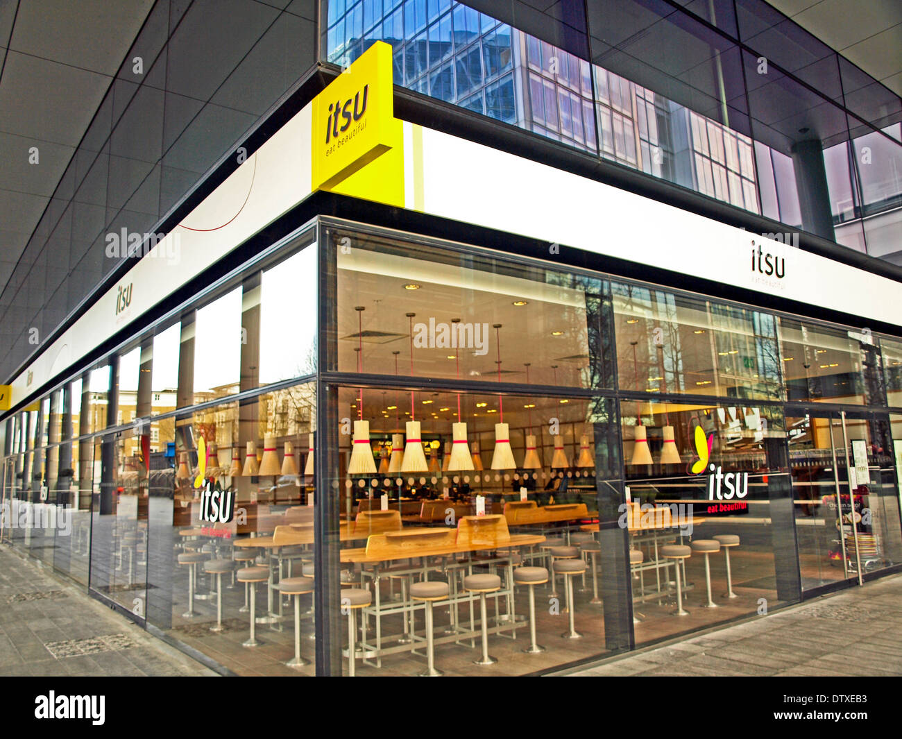Itsu Restaurant, Spitalfields, City of London, London, England, United ...