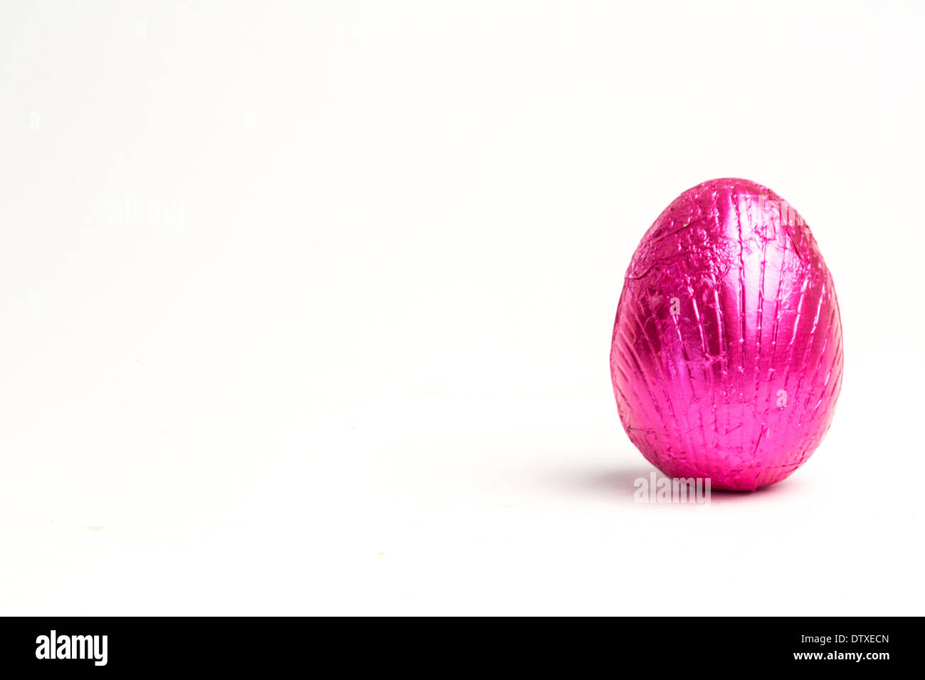 Pink easter egg Stock Photo - Alamy