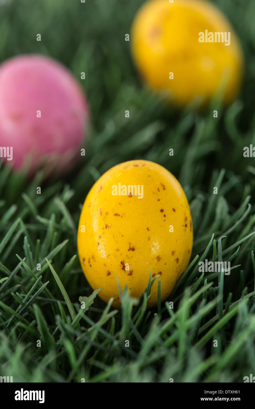 Small speckled easter eggs Stock Photo - Alamy