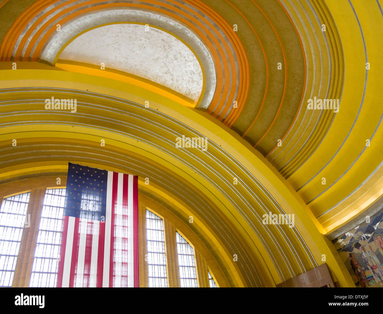 Lobby flag hi-res stock photography and images - Alamy