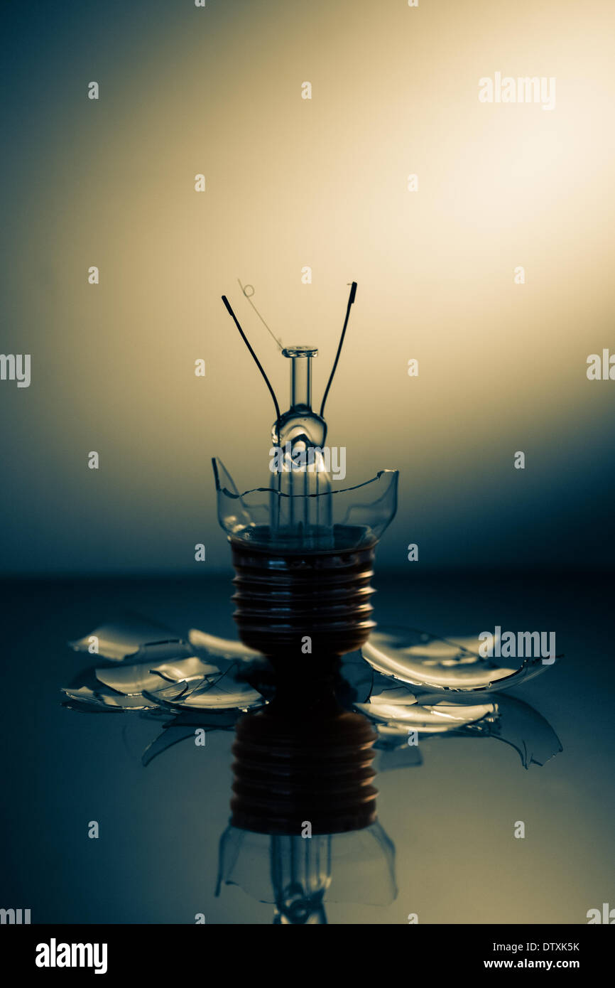 Broken fixture hi-res stock photography and images - Alamy