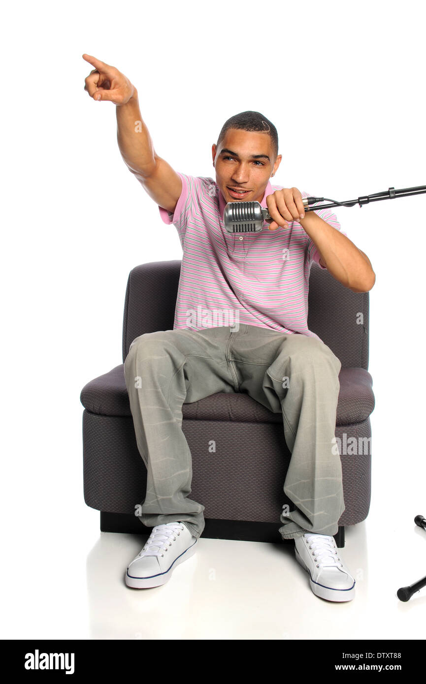 Black man with microphone vintage hi-res stock photography and images ...