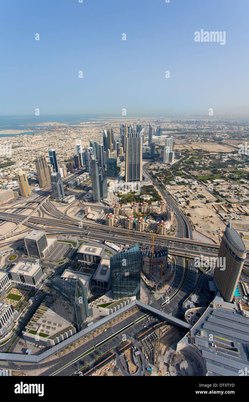 Sheikh zayed road view hi-res stock photography and images - Alamy