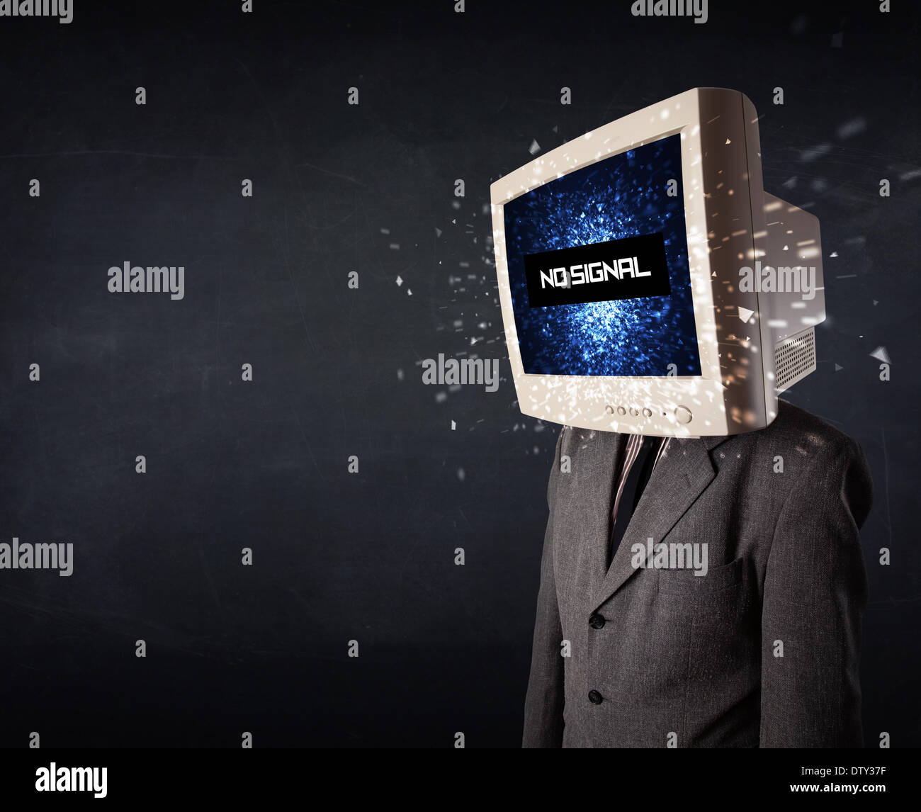 Man with a monitor head, no signal sign on the display Stock Photo - Alamy