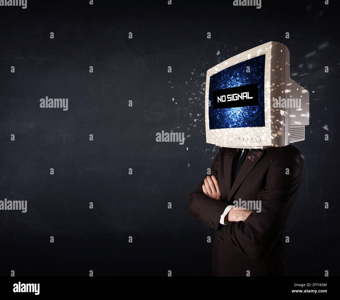 Man with a monitor head, no signal sign on the display Stock Photo - Alamy