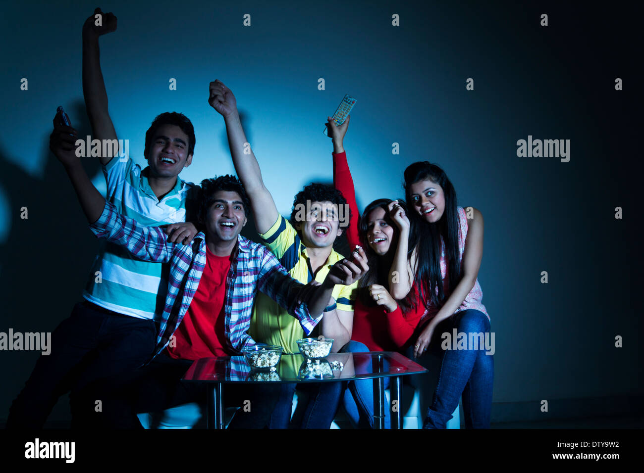 Group teenage friends in studio hi-res stock photography and images - Alamy