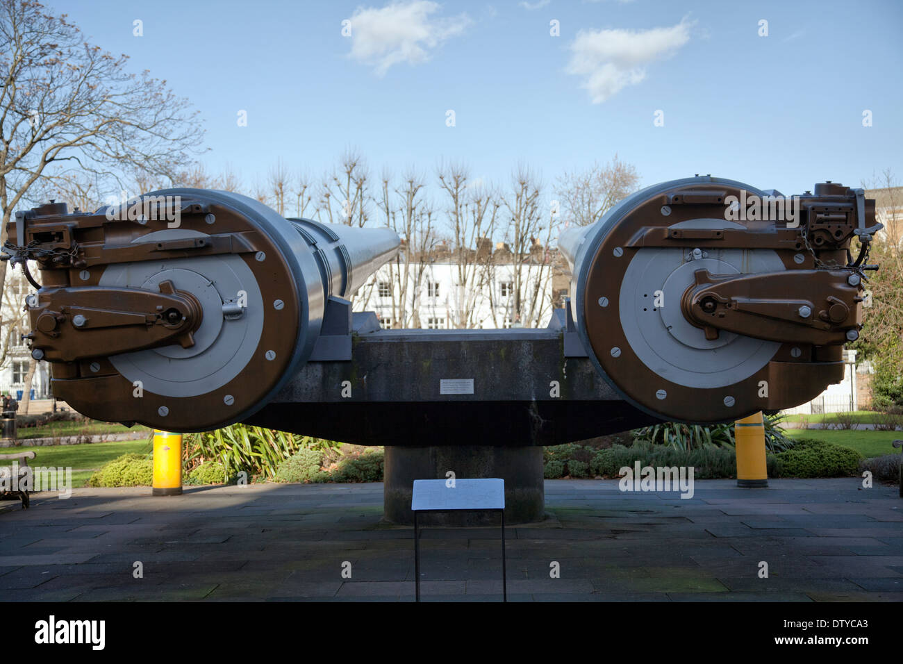 Hms ramillies hi-res stock photography and images - Alamy