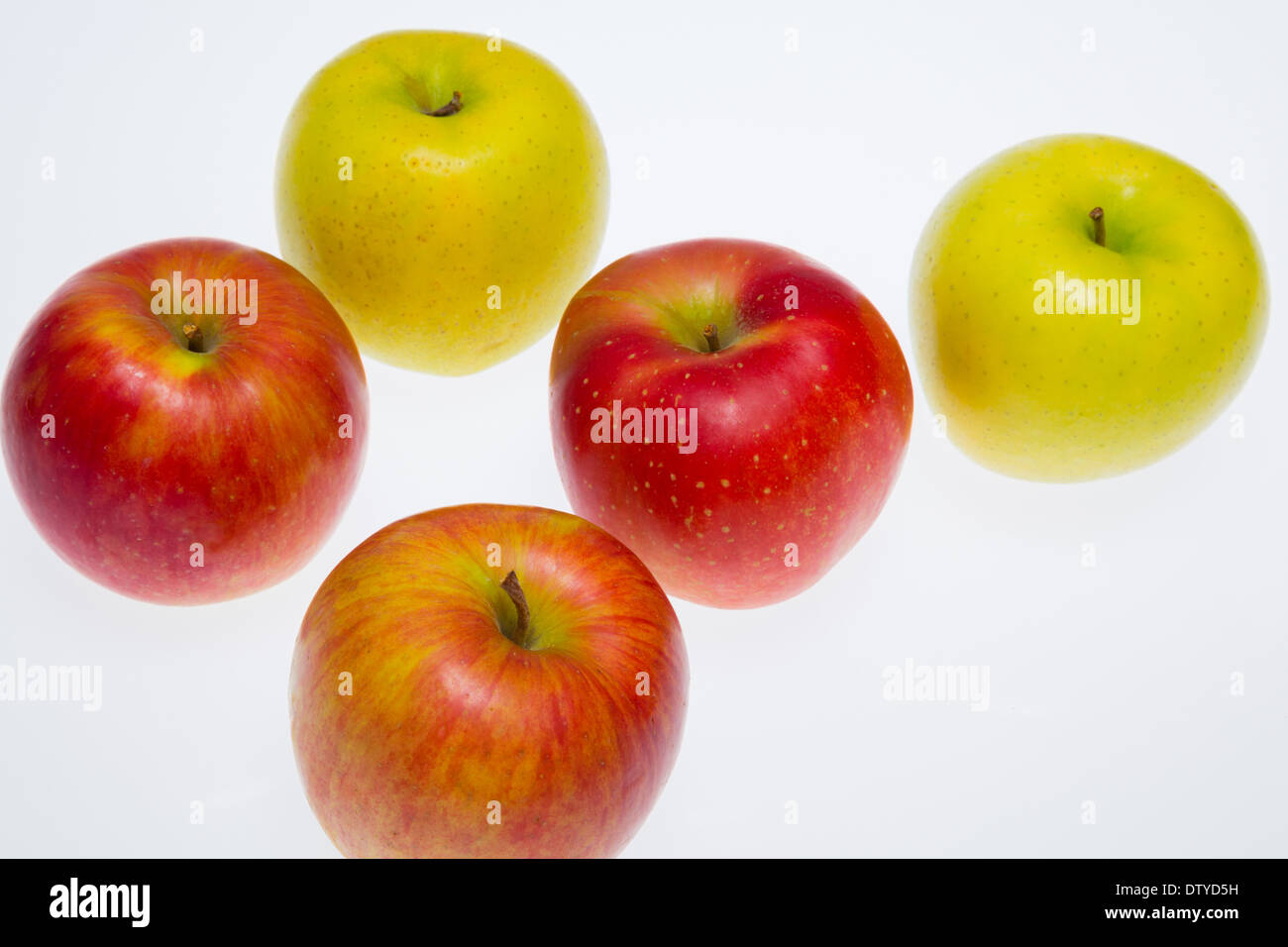 Tsugaru apple hi-res stock photography and images - Alamy