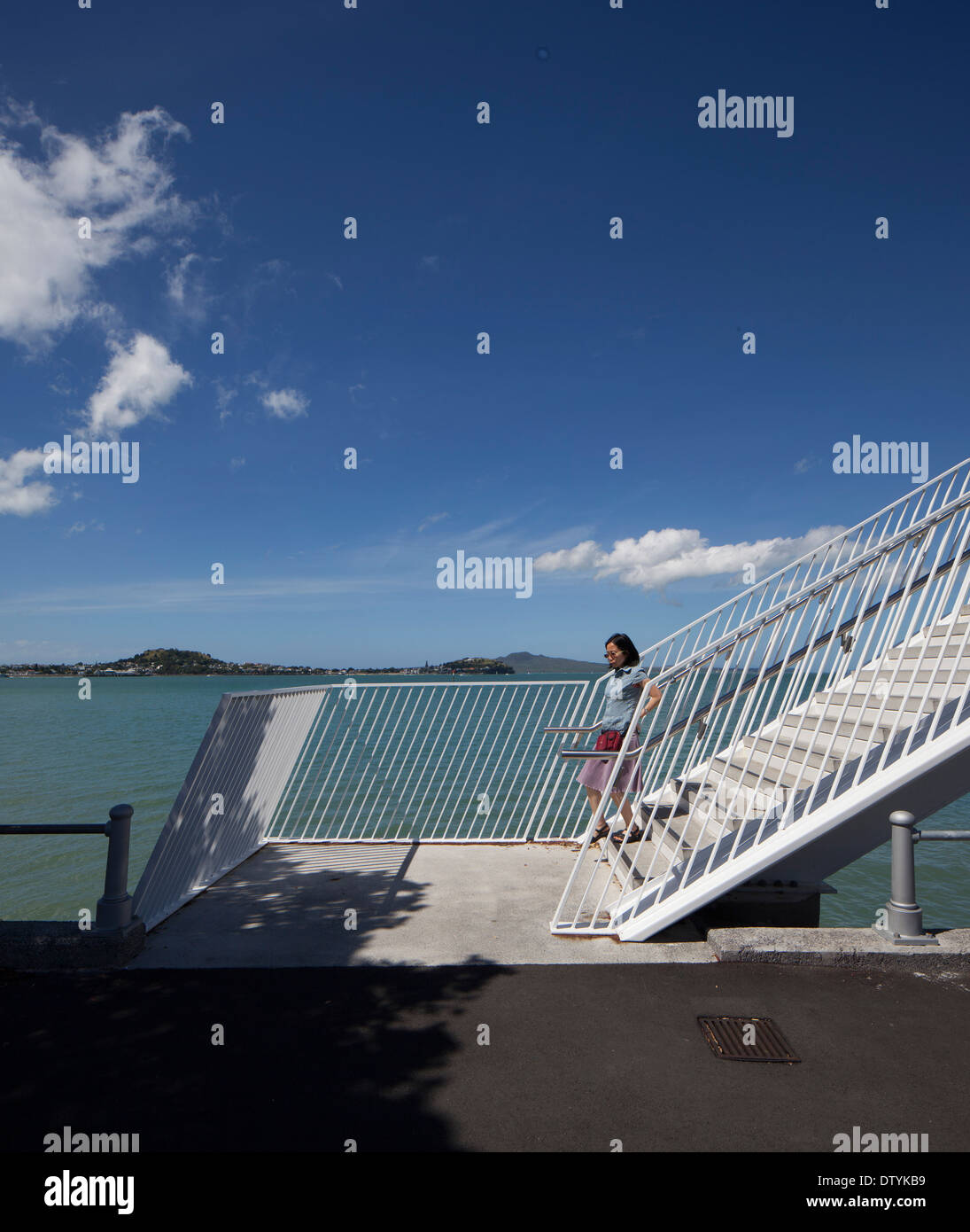 Cantilever beam hi-res stock photography and images - Alamy