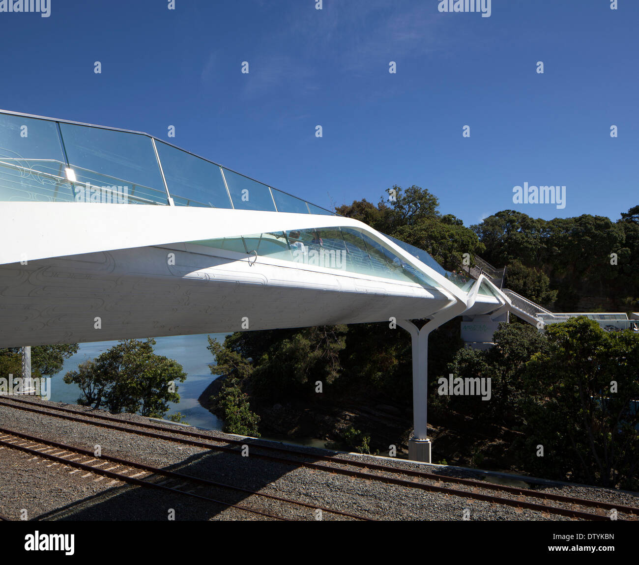 Point Resolution Bridge, Auckland, New Zealand. Architect: Warren and ...