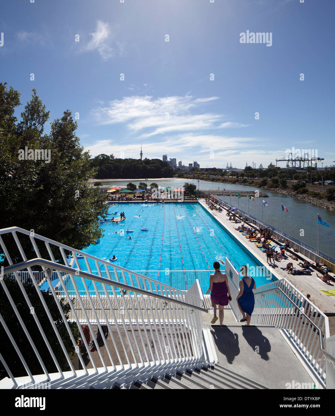 Point Resolution Bridge, Auckland, New Zealand. Architect: Warren and ...