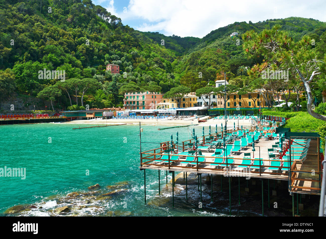 Ligurian beach hi-res stock photography and images - Alamy