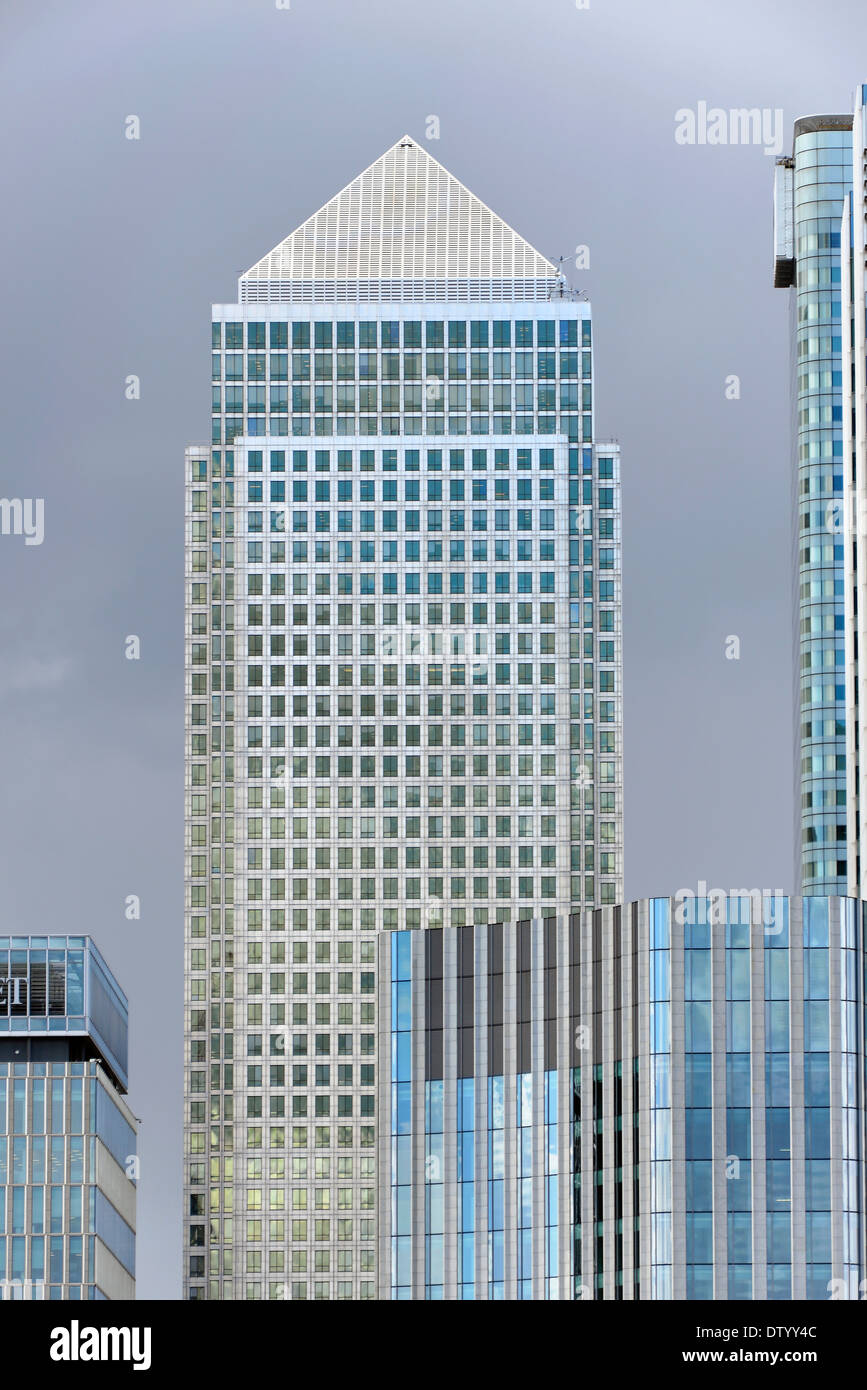 One Canada Square, skyscraper, Canary Wharf, London, England, United ...