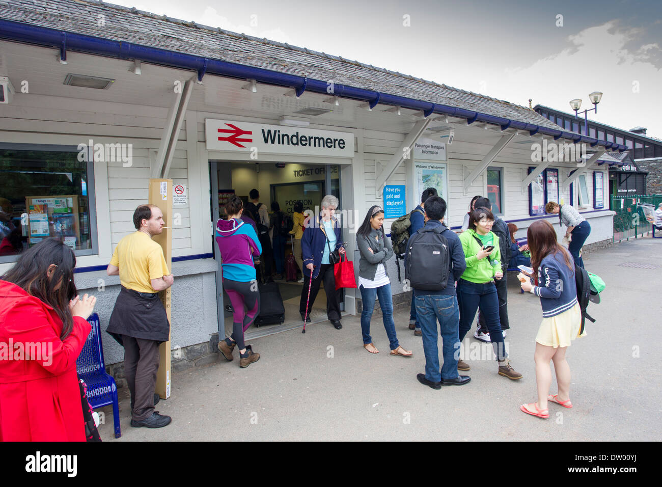 Windermere Railway station Stock Photo - Alamy