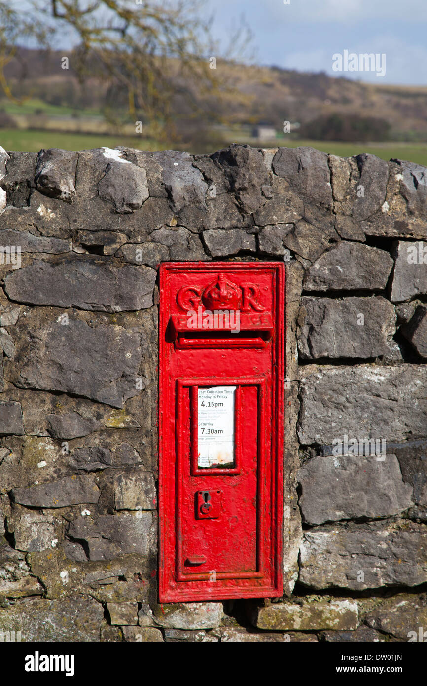 A red GR (George V) post box in a wall at Monsal Head in the Peak ...