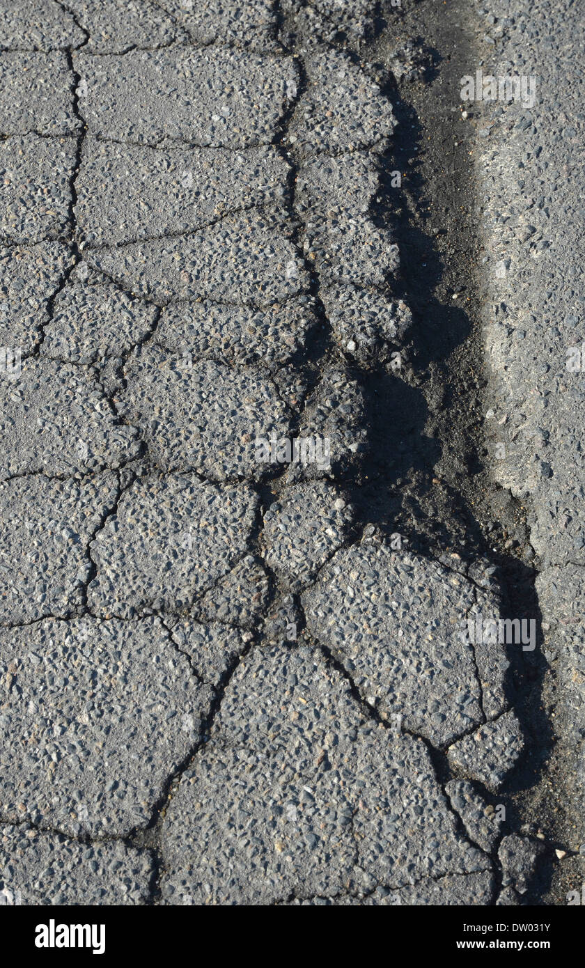 Roadway pavements hi-res stock photography and images - Alamy
