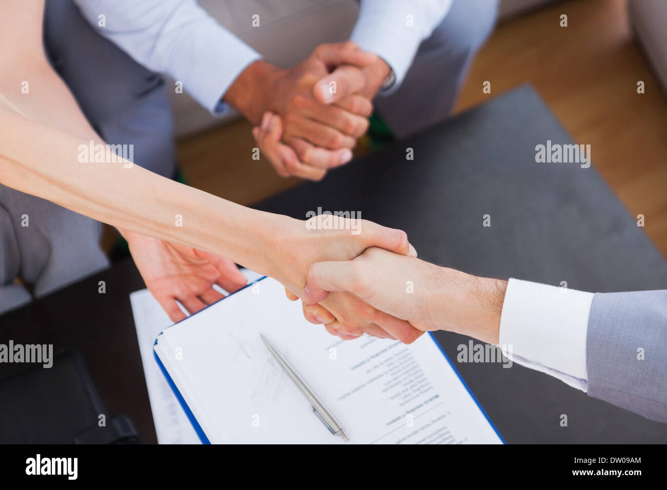 Salesman and client hi-res stock photography and images - Alamy