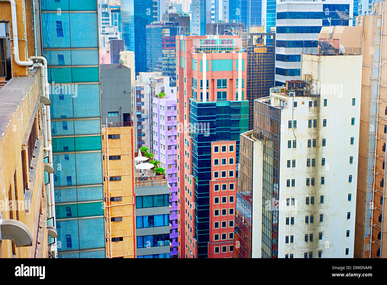 Crowd city housing hi-res stock photography and images - Alamy