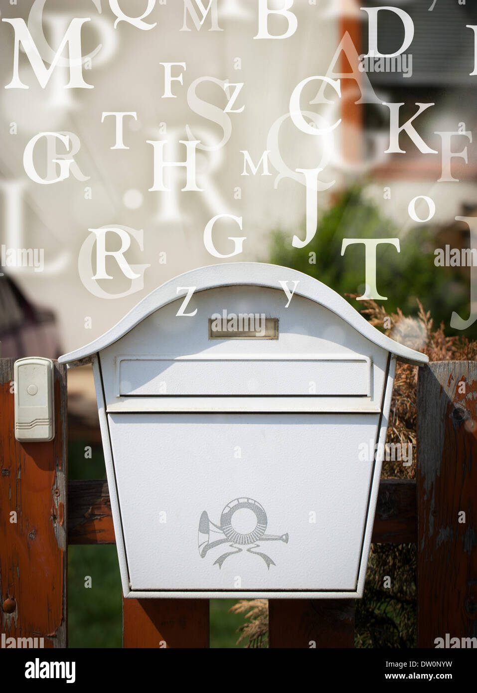 Mail box with letters comming out Stock Photo - Alamy