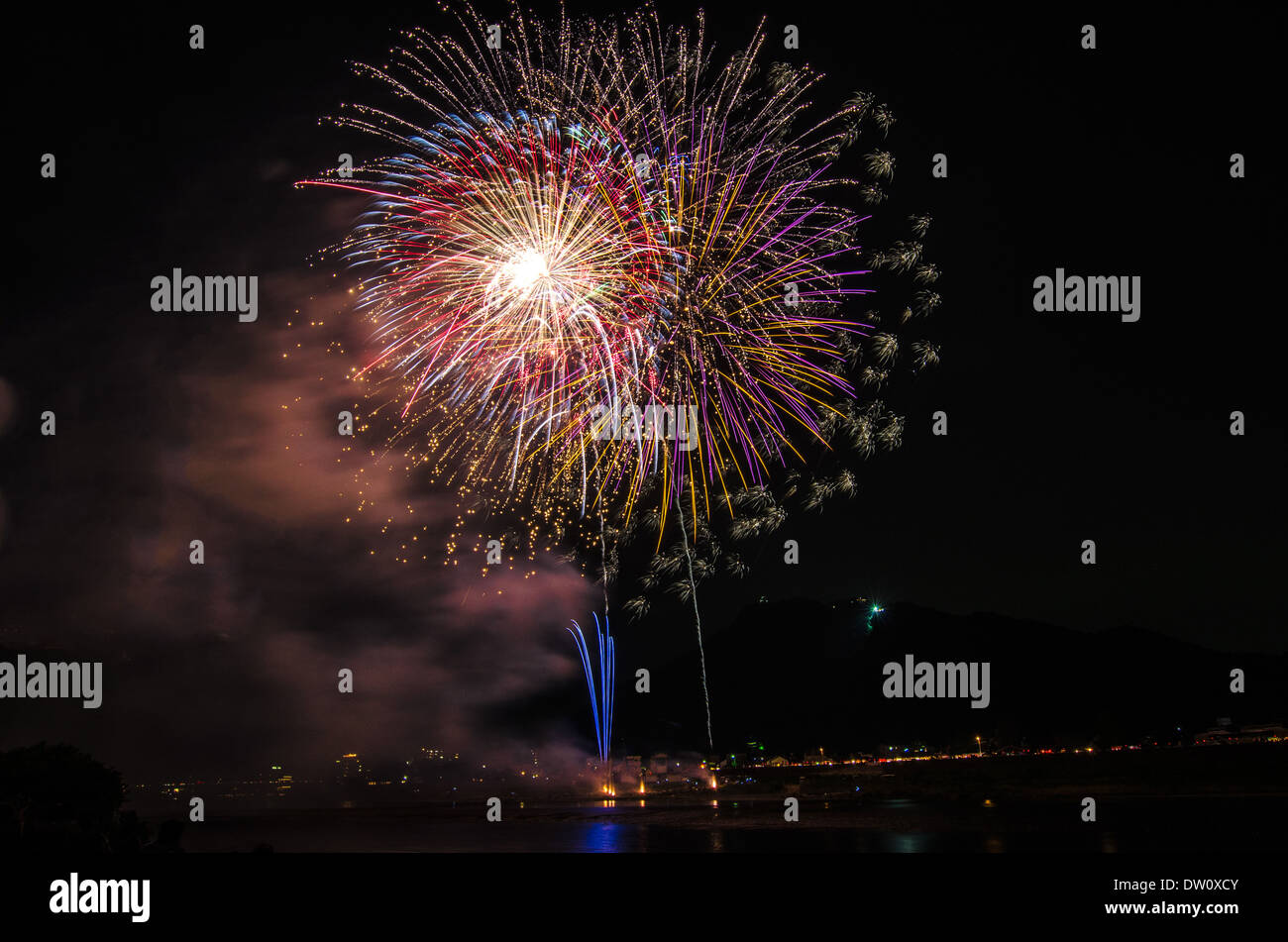 Gifu nagara river fireworks hi-res stock photography and images - Alamy