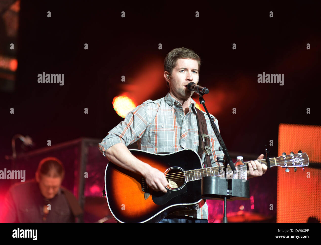 Josh turner country singer hi-res stock photography and images - Alamy