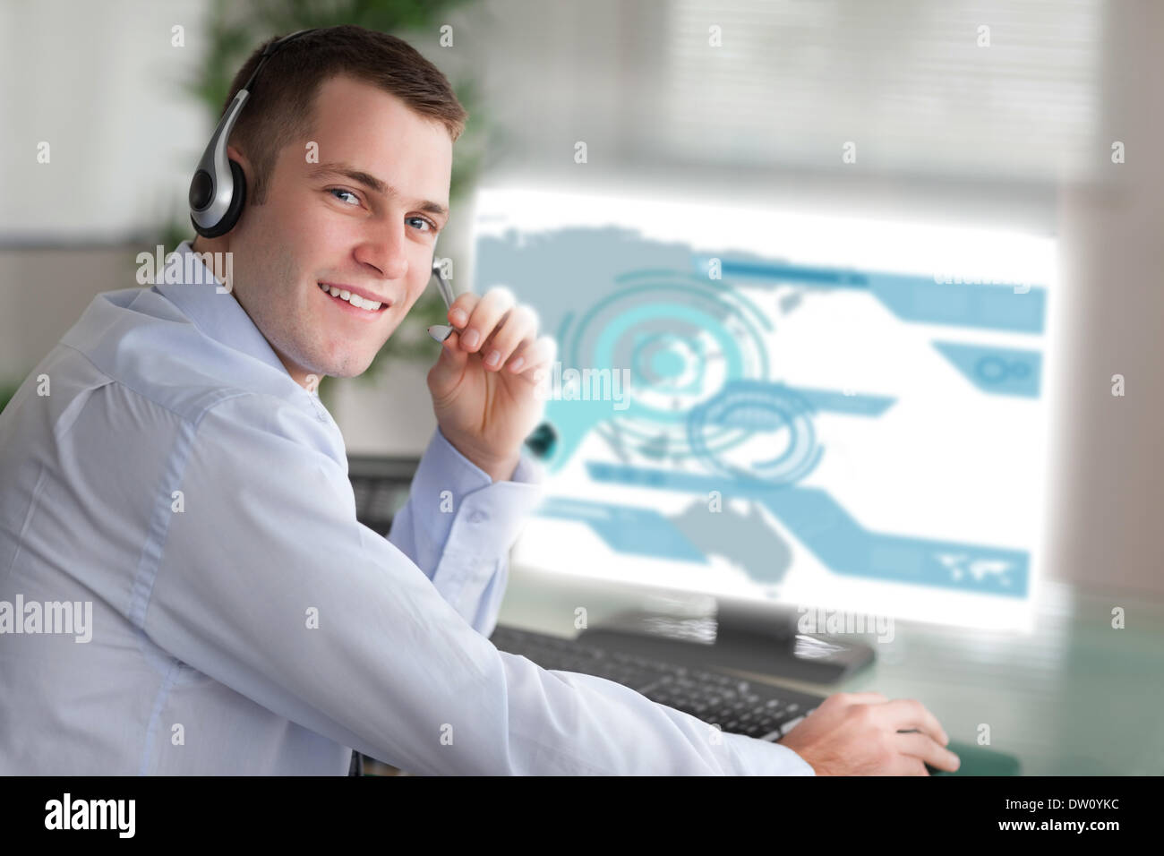 Young agent o hi-res stock photography and images - Alamy