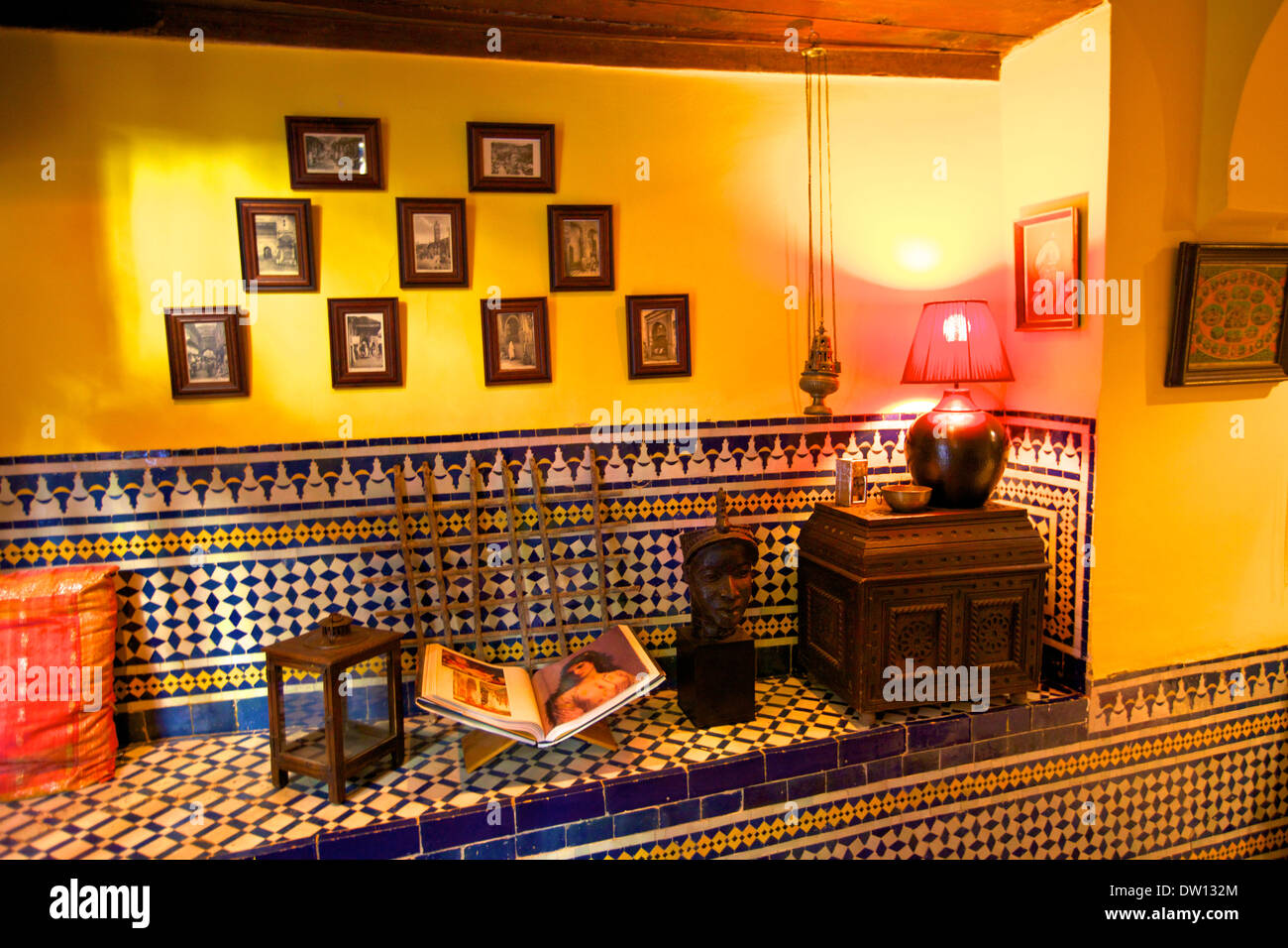 Traditional moroccan house hi-res stock photography and images - Alamy