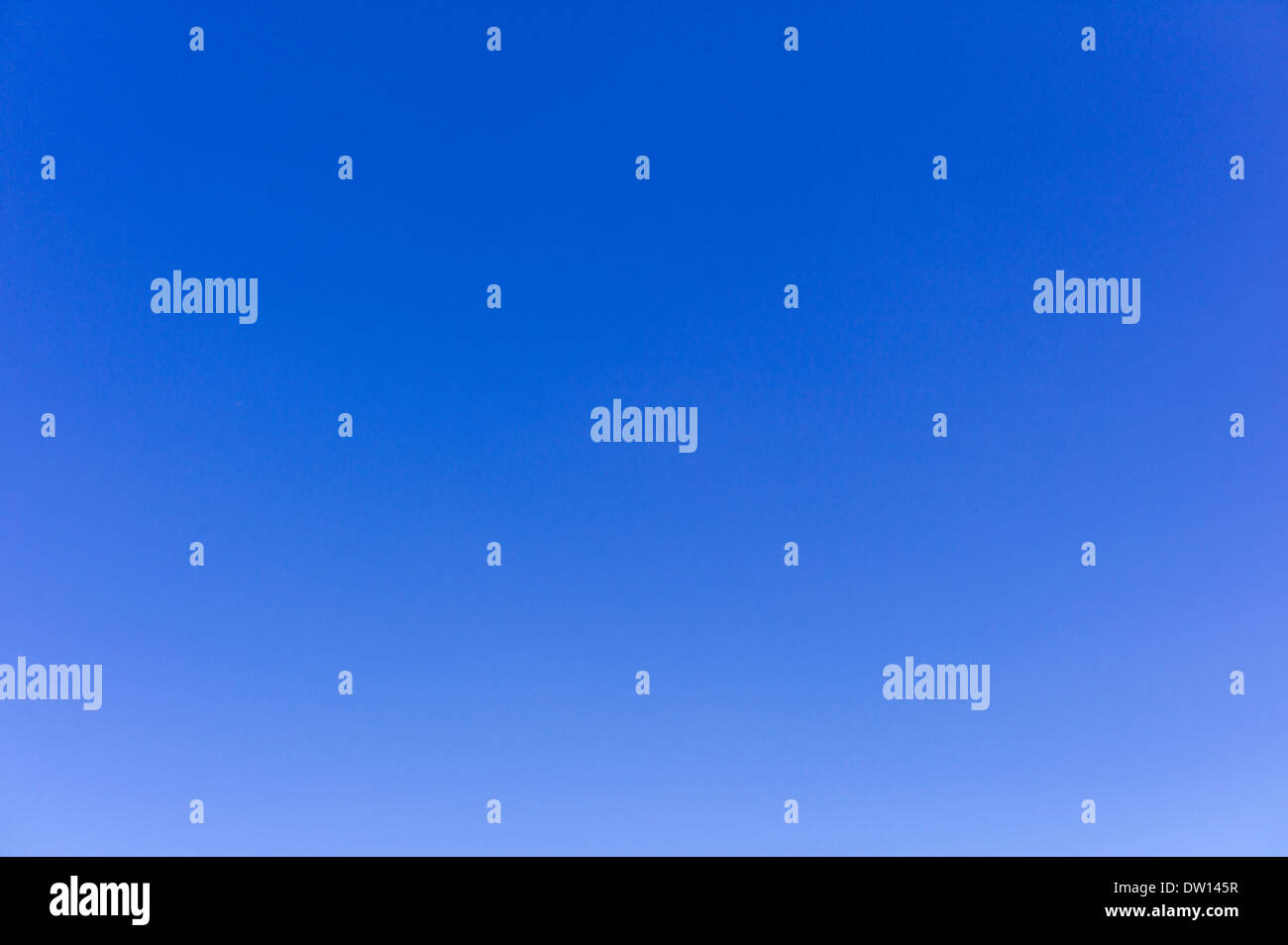 Clear sky daytime hi-res stock photography and images - Alamy