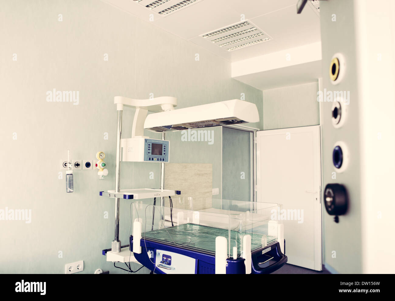 Hospital interior hi-res stock photography and images - Alamy