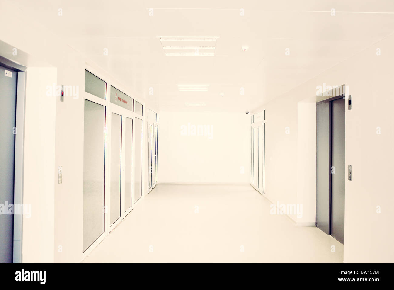 Hospital interior hi-res stock photography and images - Alamy