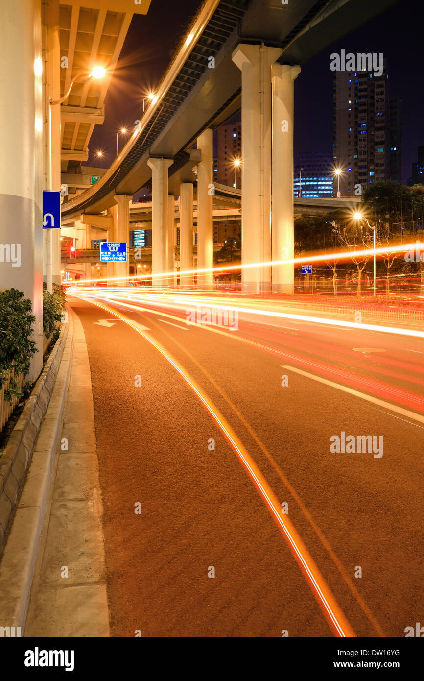 Traffic under bridge hi-res stock photography and images - Alamy