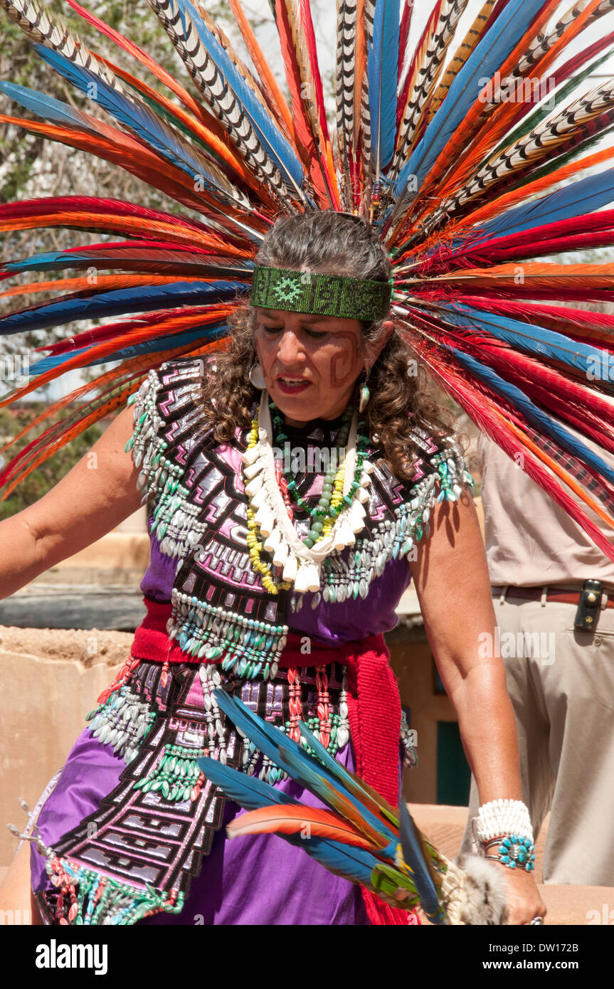 Indian dancer hi-res stock photography and images - Alamy