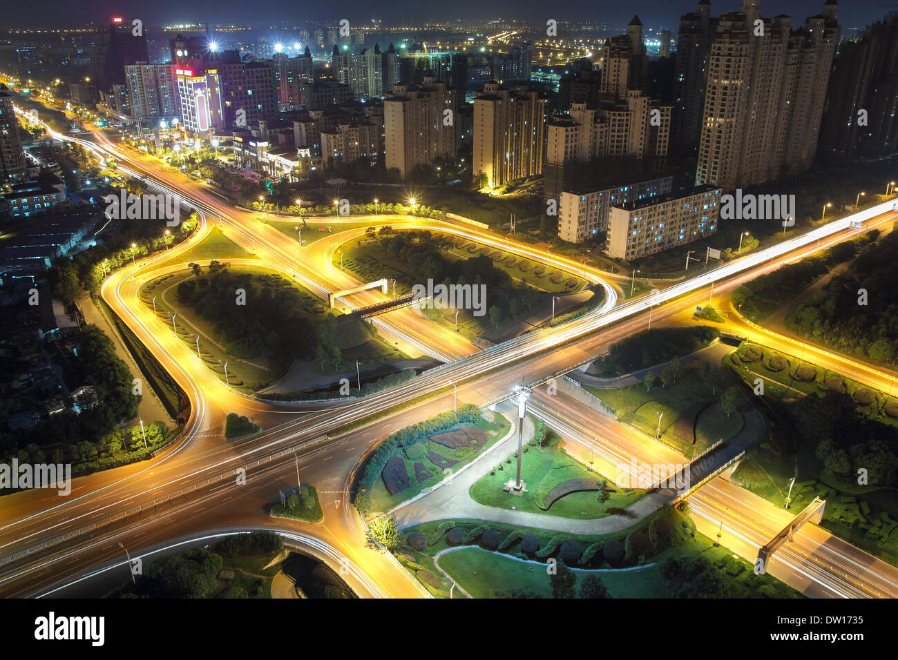 night traffic on the highway overpass Stock Photo - Alamy