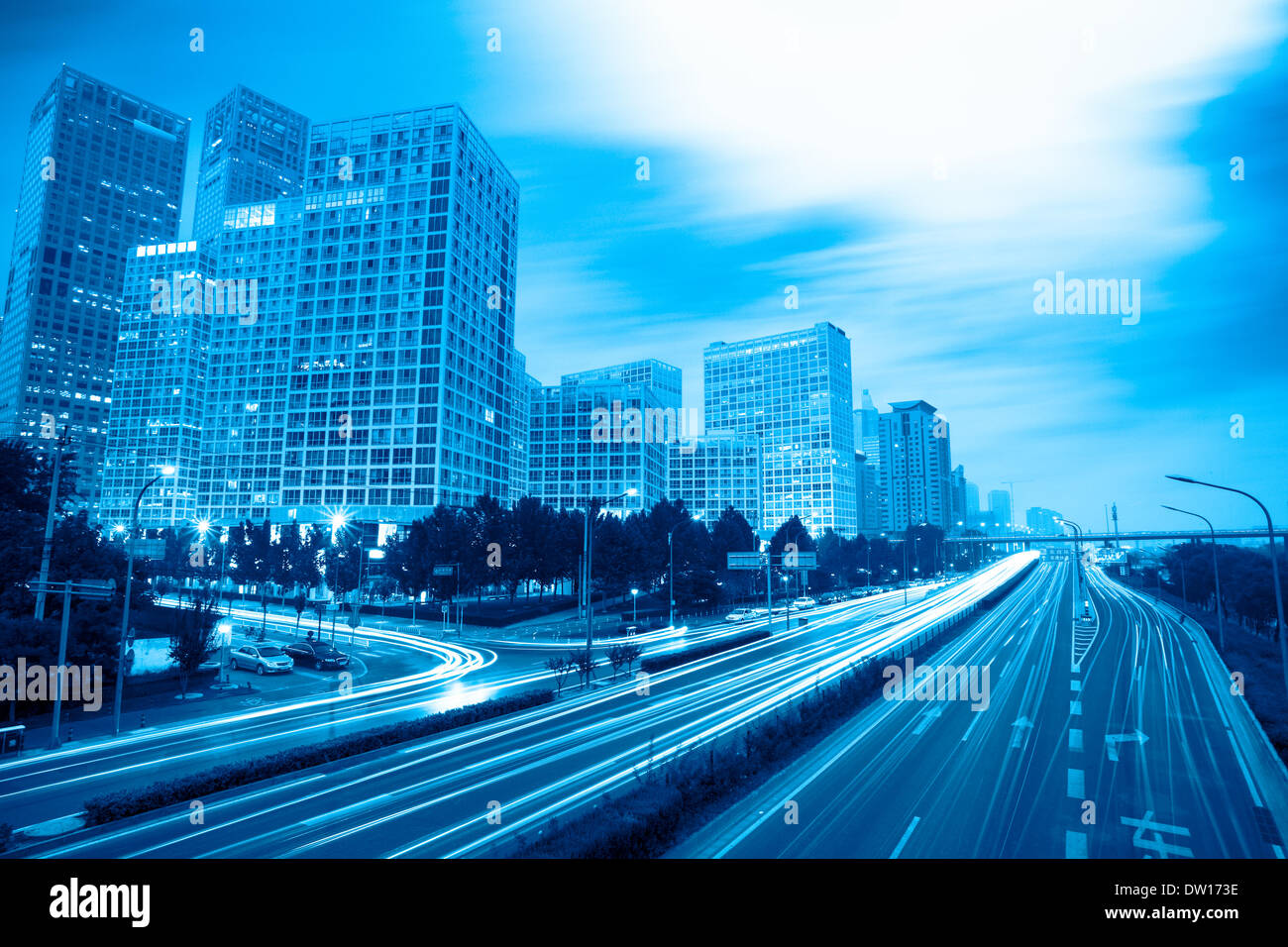 Busy traffic in modern city hi-res stock photography and images - Alamy