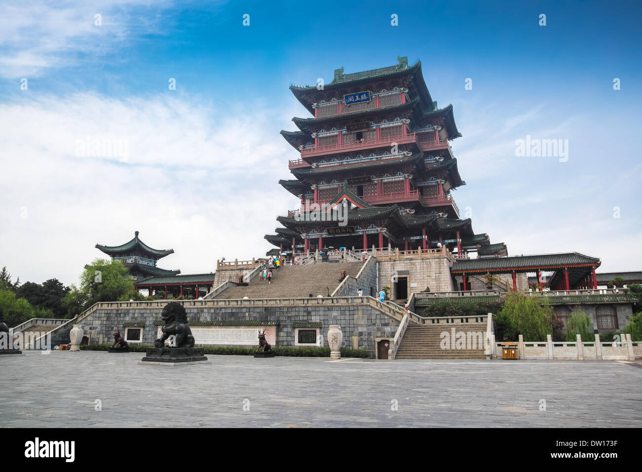 the tengwang pavilion Stock Photo - Alamy