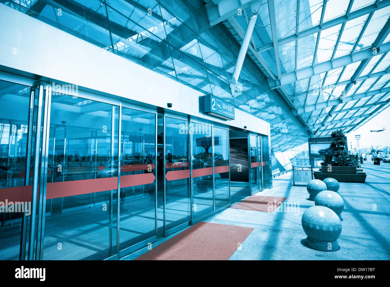 Entrance door aircraft hi-res stock photography and images - Alamy