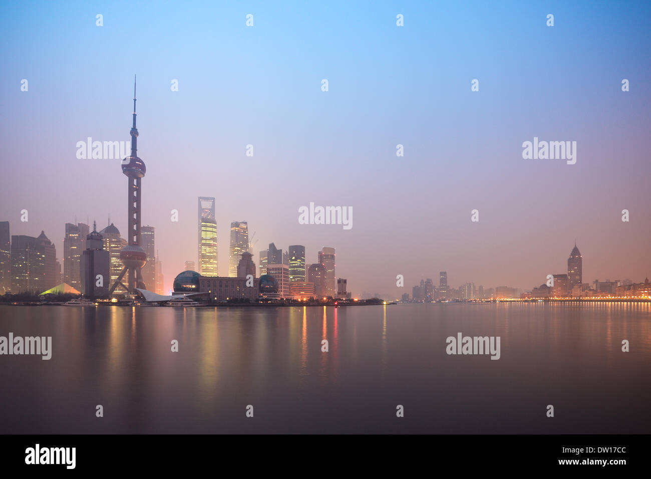 Skyline dawn architecture hi-res stock photography and images - Alamy