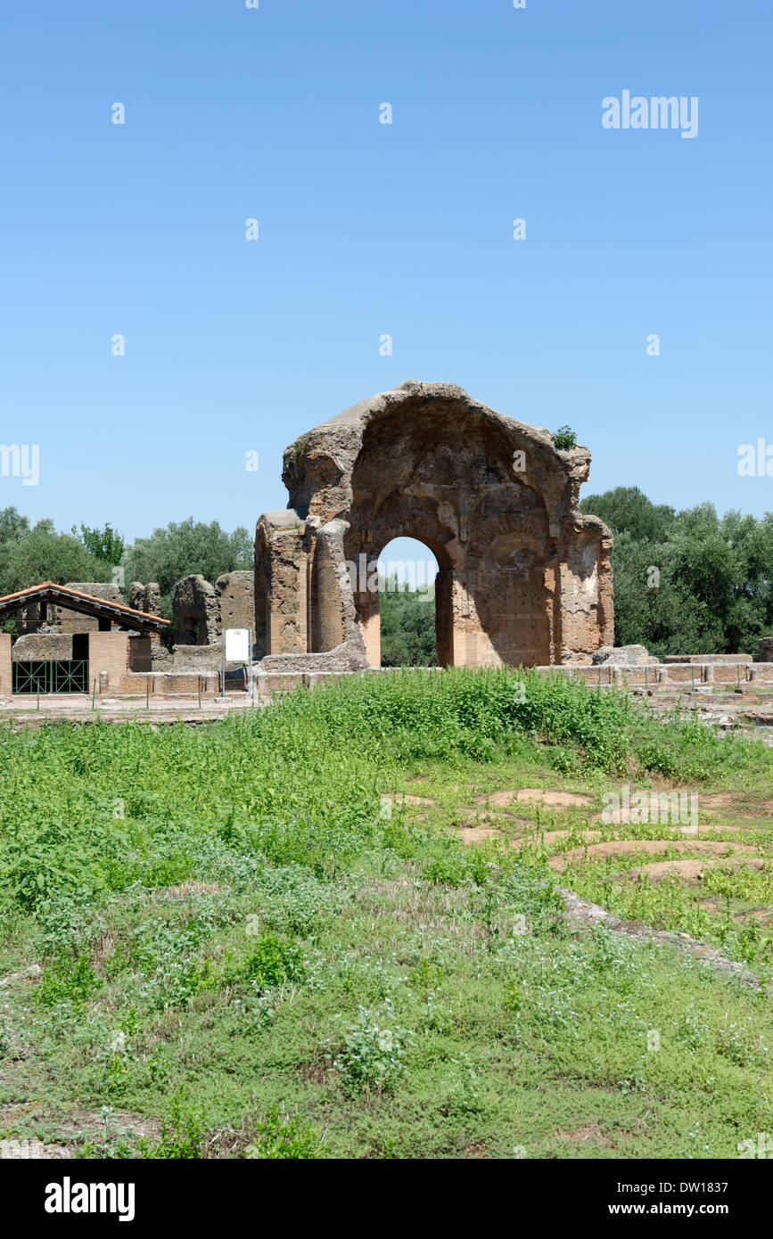 Vestibulum hi-res stock photography and images - Alamy