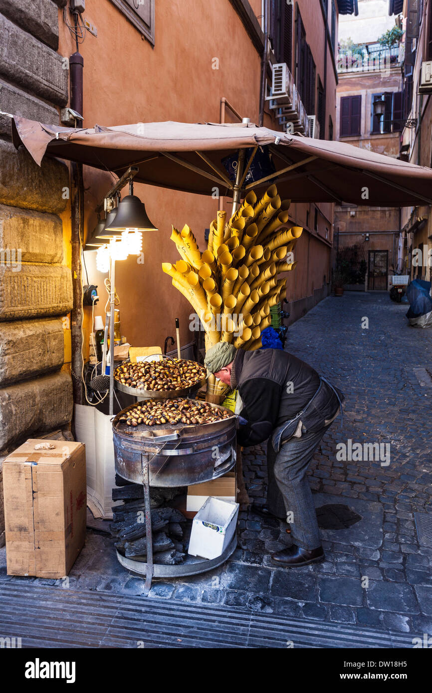 Chestnut vendor hi-res stock photography and images - Alamy