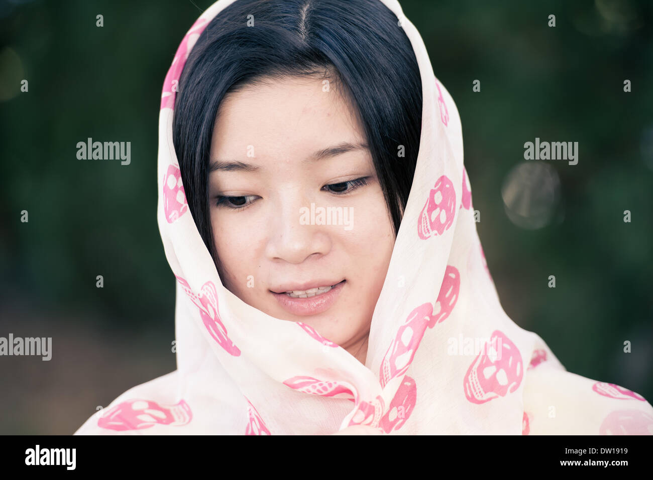 Scarf Covering Face High Resolution Stock Photography and Images - Alamy