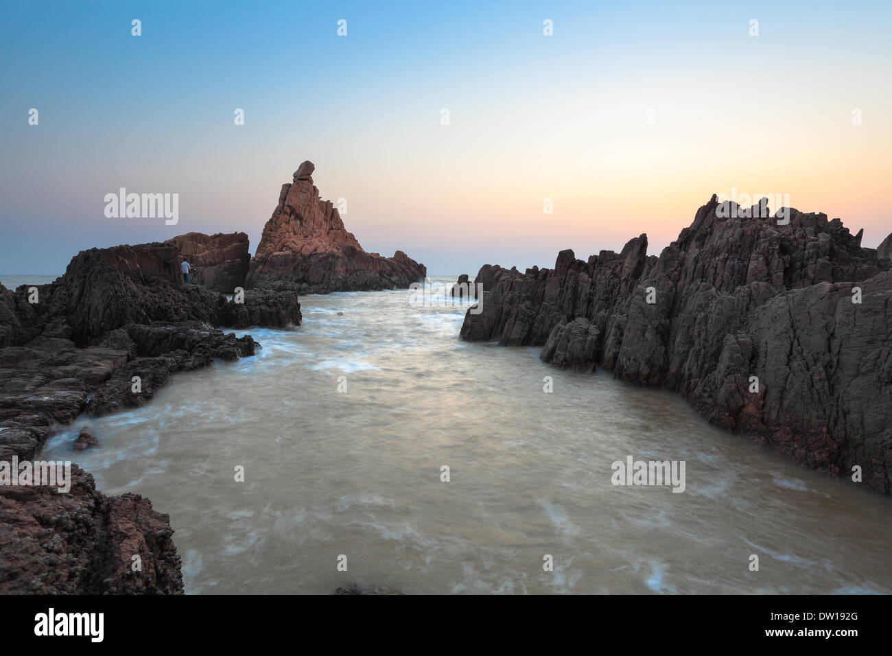 Shallow coastal reef hi-res stock photography and images - Alamy