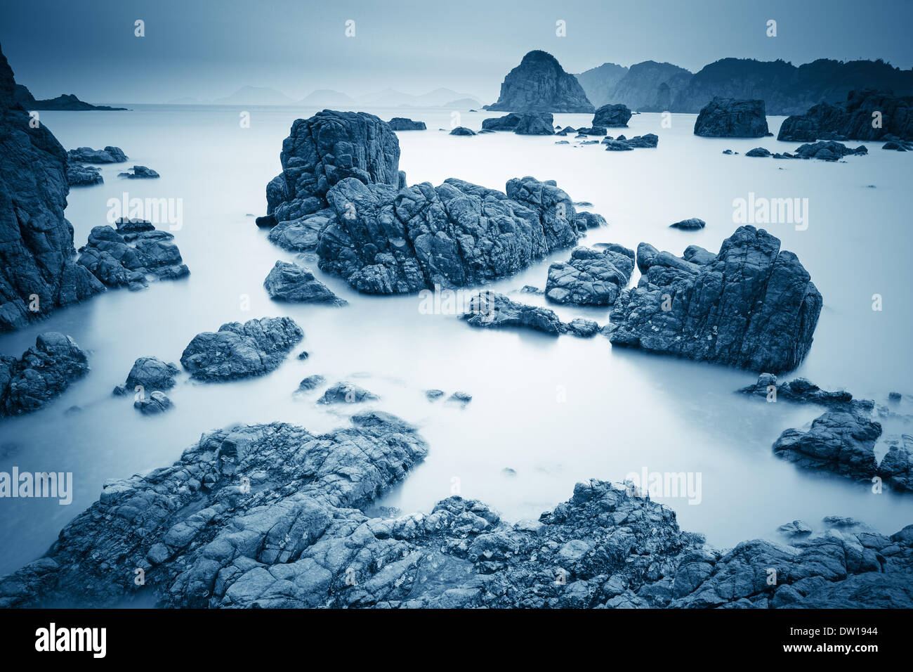 Reef rock hi-res stock photography and images - Alamy