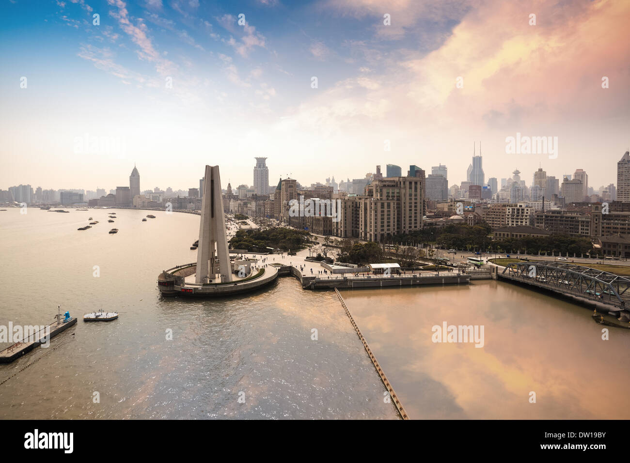 The bund view hi-res stock photography and images - Alamy